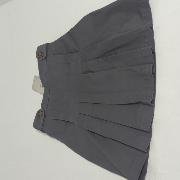 Bienzoe | Bottoms | Bienzoe Girls Gray School Uniform Skort Size Medium ...